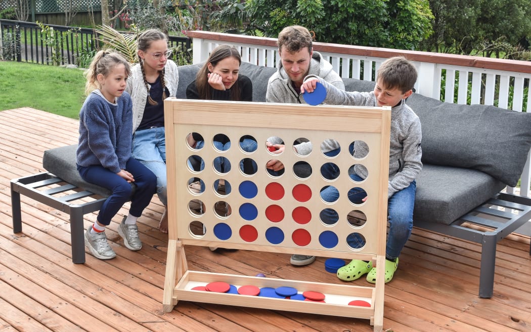 假期聚会玩什么？这些经典户外游戏，大人小孩都爱玩_新西兰华人论坛