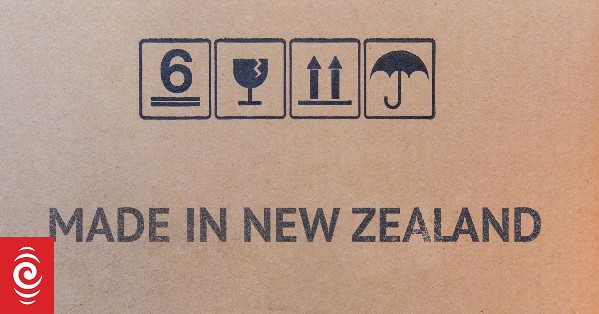 Fighting fast fashion: The struggle to be Made in NZ | RNZ News