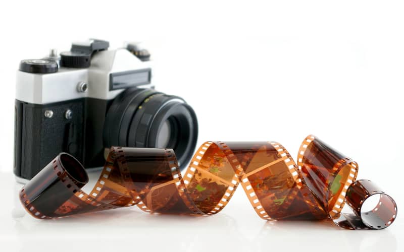 A return to film: Growing demand for non-digital photography | RNZ