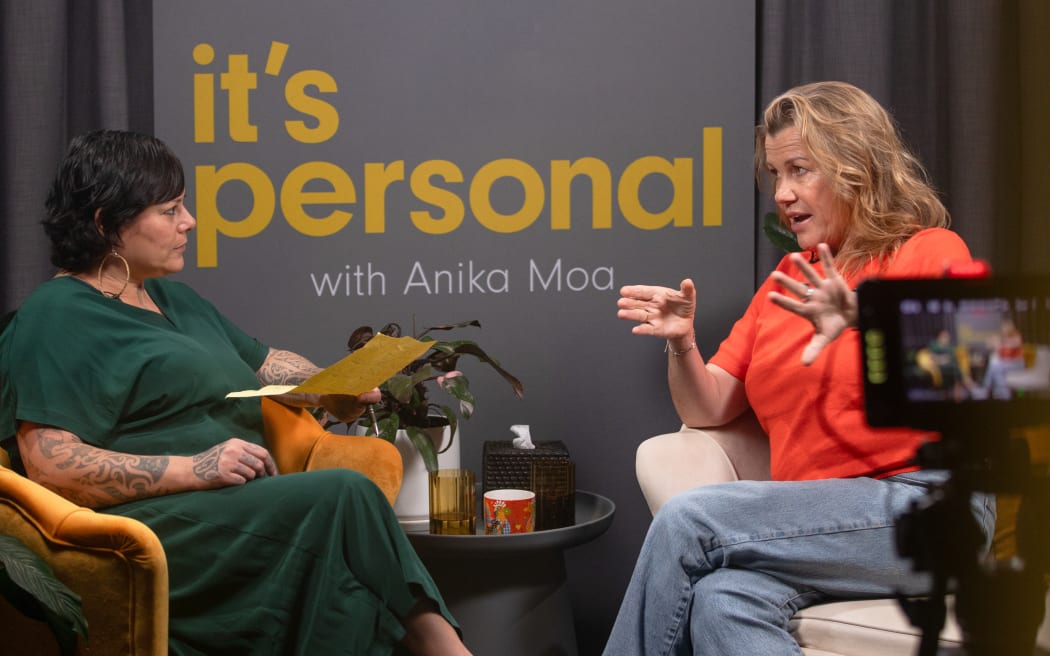 Robyn Malcolm: On writing her own rules | RNZ