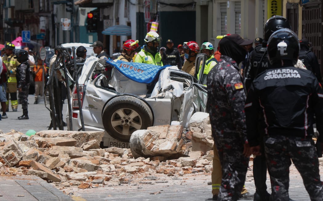 Southern Ecuador earthquake kills at least 12 | RNZ News