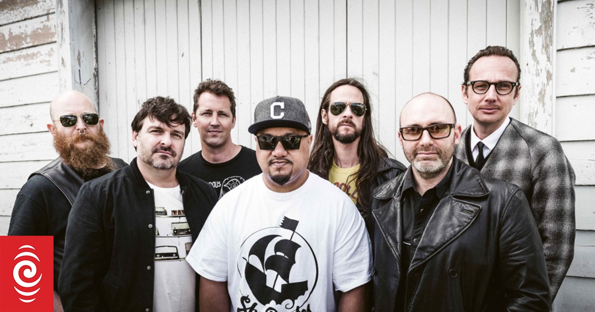 Supergroove live at the Kings Arms | RNZ