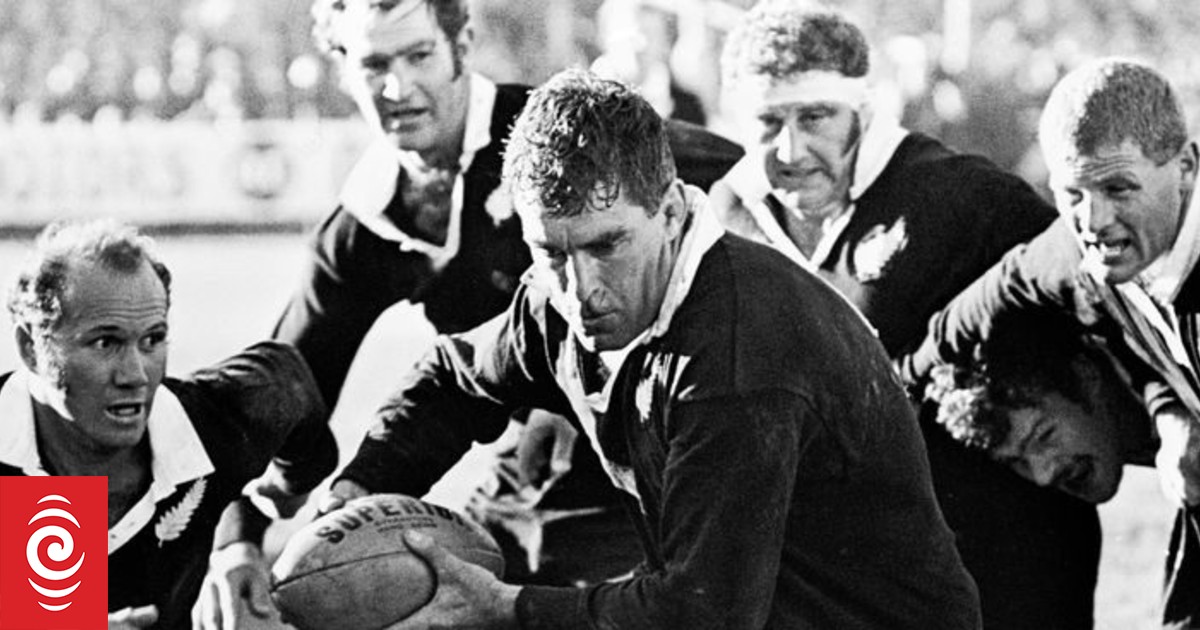 Death of 'Pine Tree' Meads prompts Twitter tributes | RNZ News