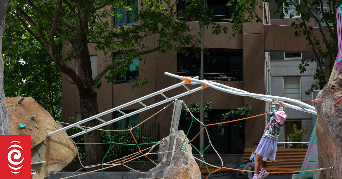 The Pre-Panel with Georgie Stylianou and Steve McCabe | RNZ