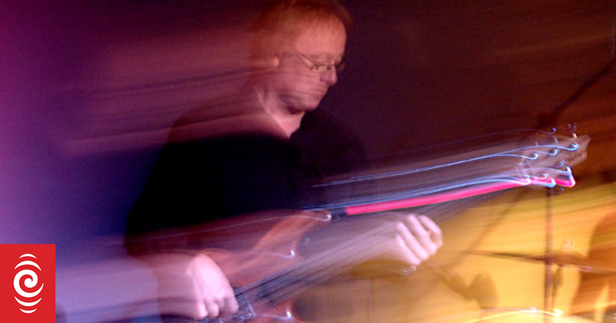 The Mixtape with muso and music academic Rob Burns | RNZ