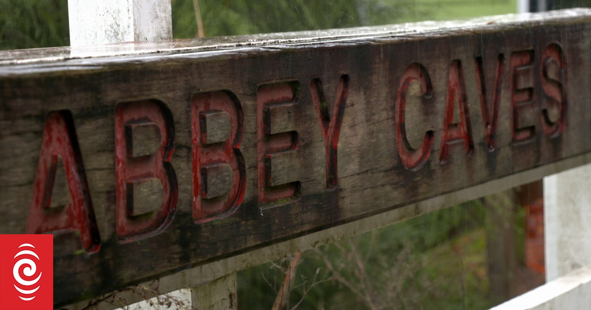 Caving survivor's mother concerned about Abbey Caves aftermath | RNZ