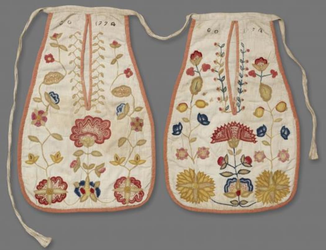 The history of women's pockets | RNZ