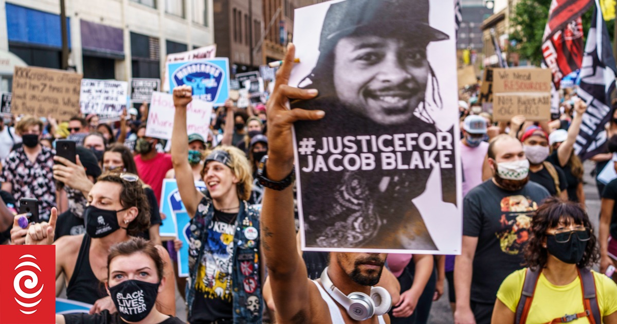 Jacob Blake's father says his shot son is 'paralysed' | RNZ News