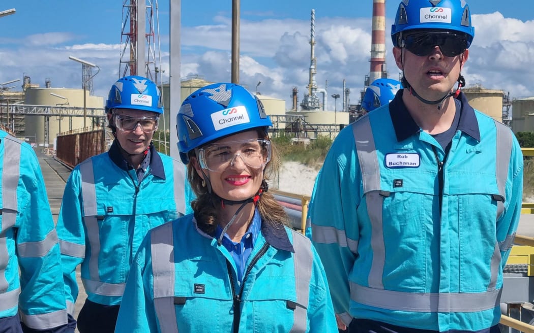Watch: Seven weeks worth of fuel stocks in NZ - Finance Minister Nicola ...