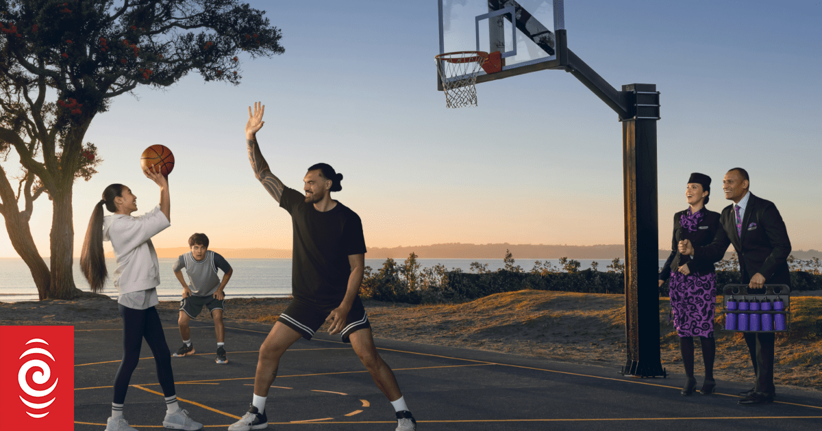 Steven Adams high flier in latest Air New Zealand safety video | RNZ News