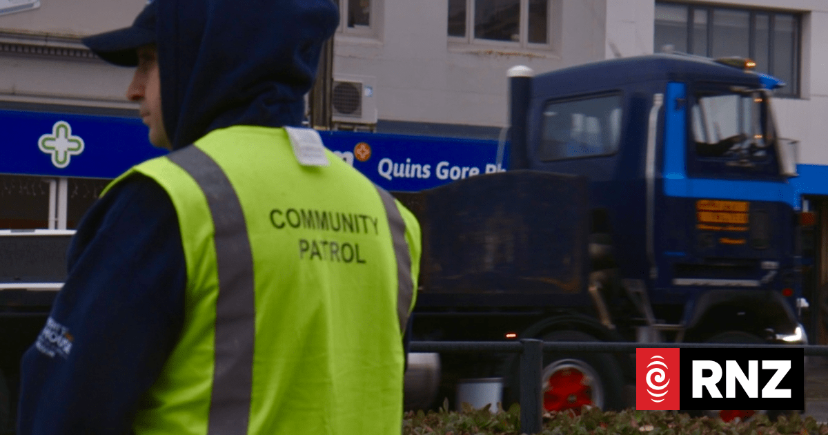 Community call out for patrol volunteers | RNZ