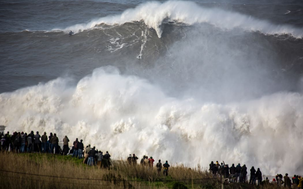 Nazaré: the Holy Grail of big-wave surfing | RNZ