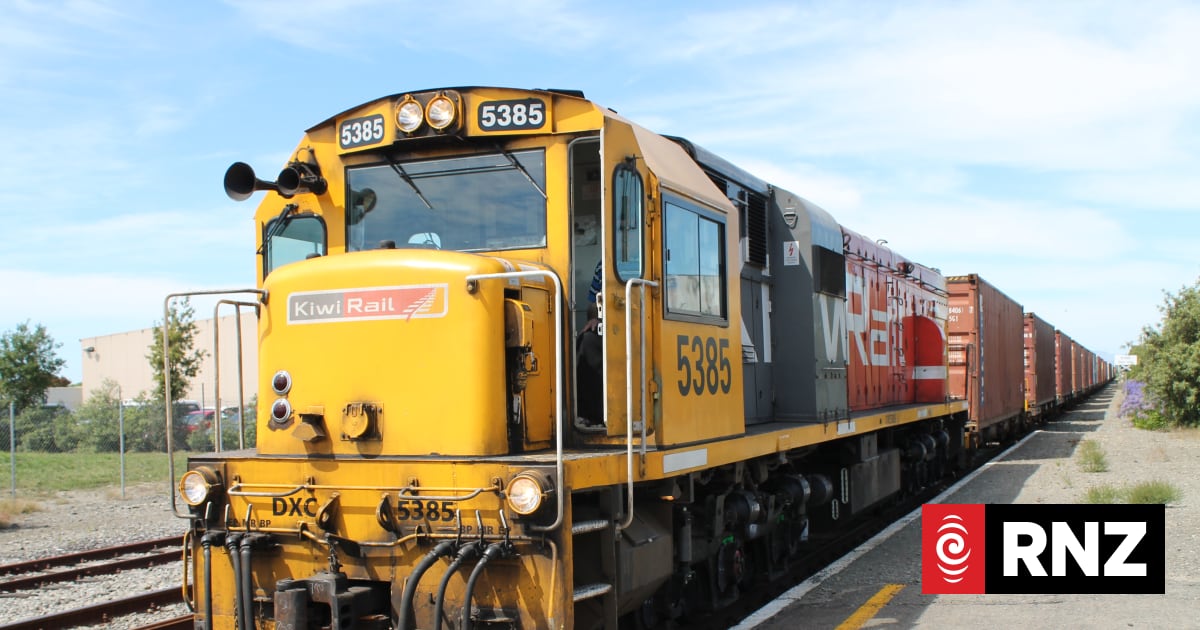 Napier-Gisborne rail plans overdue | RNZ