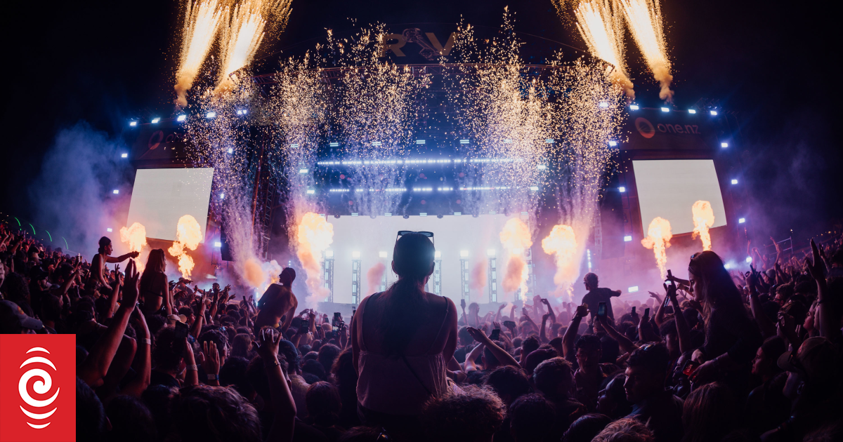 Drug testing and wet tents as Rhythm and Vines festival kicks off | RNZ ...