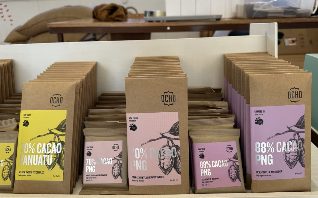 Dunedin chocolate factory supports South Pacific farmers | RNZ News
