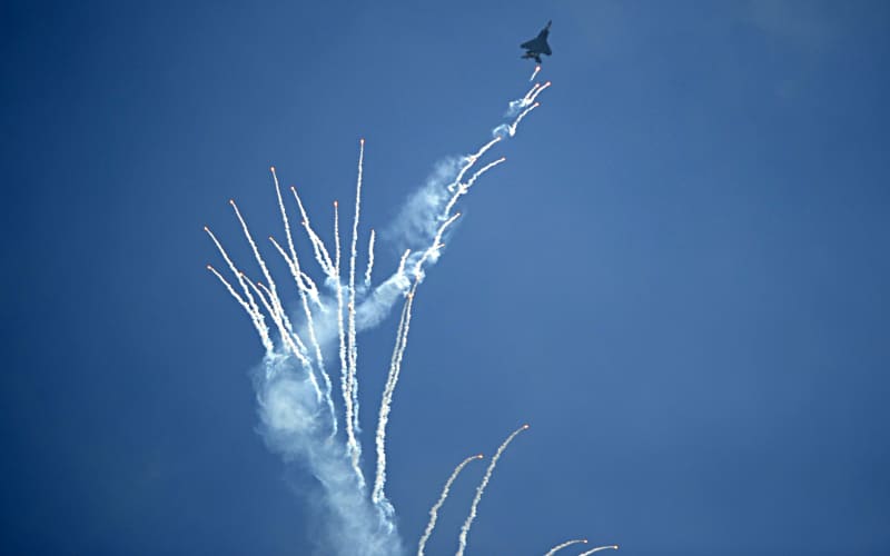 Singapore considers training its fighter pilots in NZ | RNZ