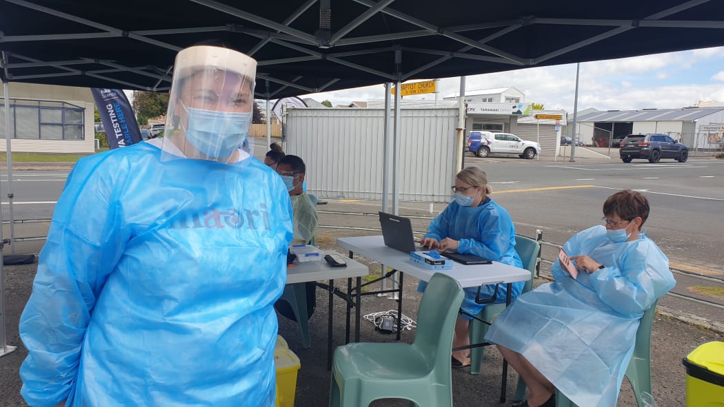 Shortage of oximeters worries iwi healthcare provider | RNZ News