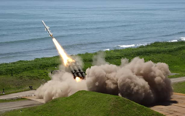 Japan refutes 'new militarism', accuses China of rapidly arming | RNZ