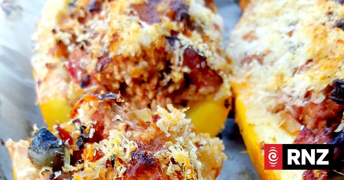 Stuffed Marrow with Chorizo and Olives recipe | RNZ