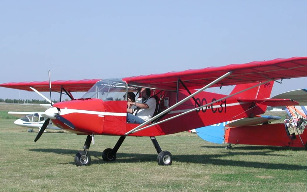 Police name Catlins microlight crash victims | RNZ News