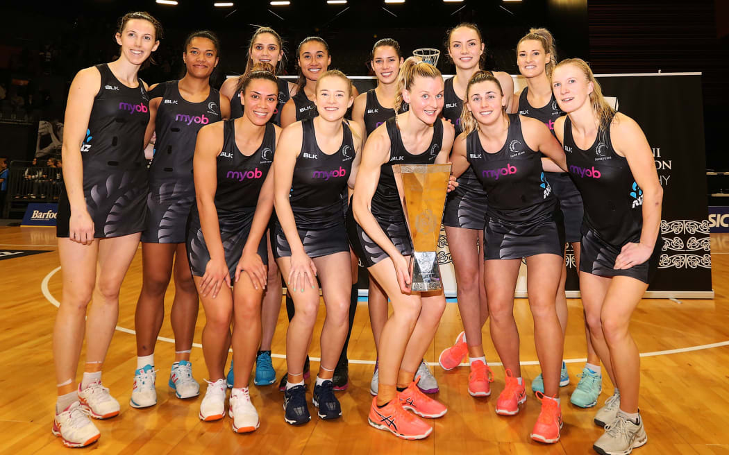 Silver Ferns seek to re-build reputation | RNZ News