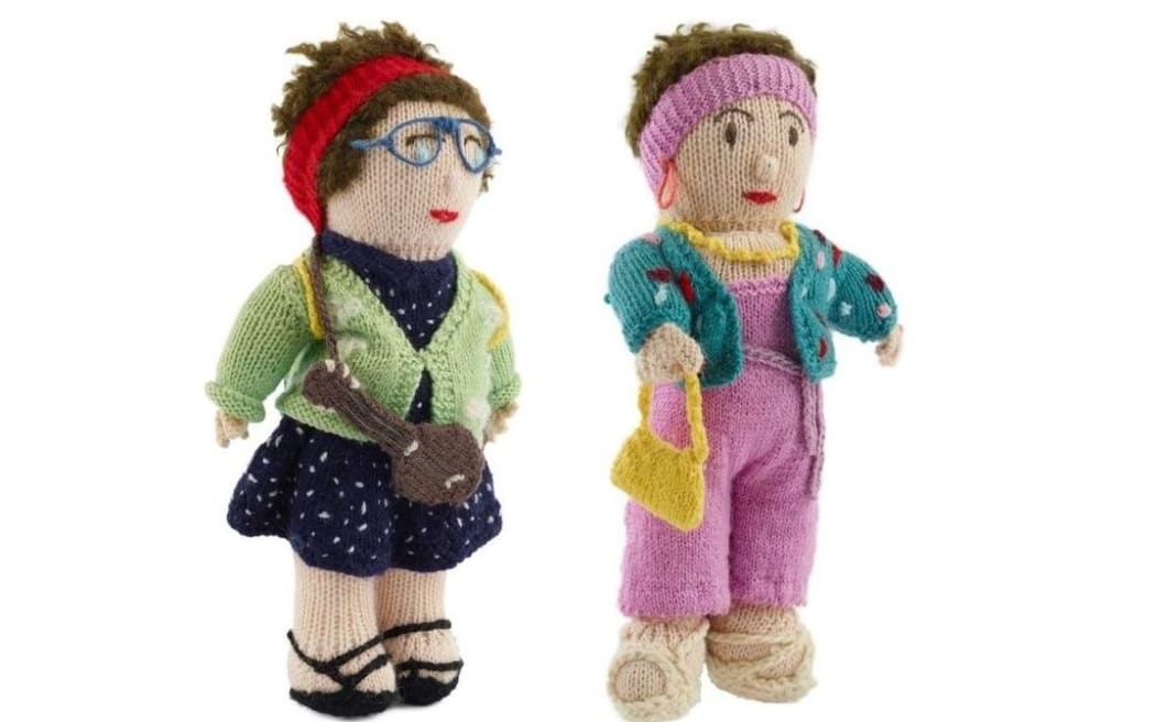 The Topp Twins and the dolls | RNZ