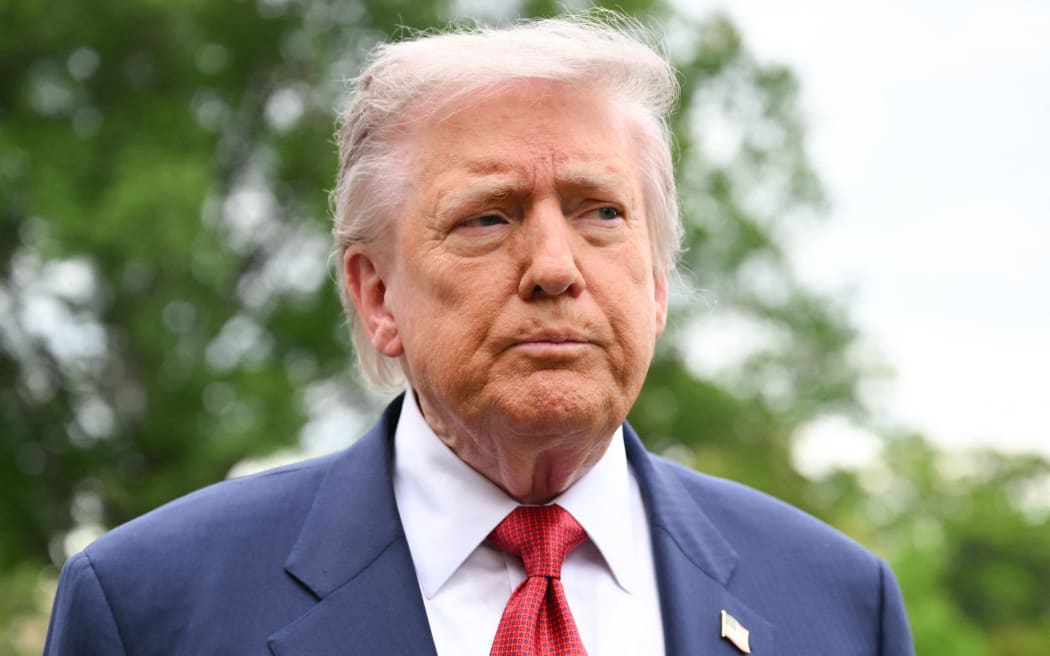 Trump ties himself in knots to avoid resuming a full-scale war in Iran ...