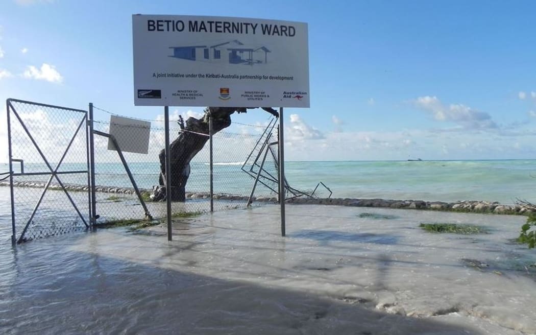 Kiribati tides and coastal erosion move some inland | RNZ