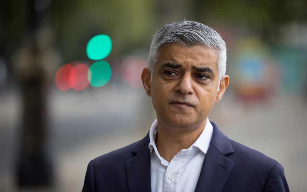 Sadiq Khan wins re-election as London mayor in further boost for Labour ...