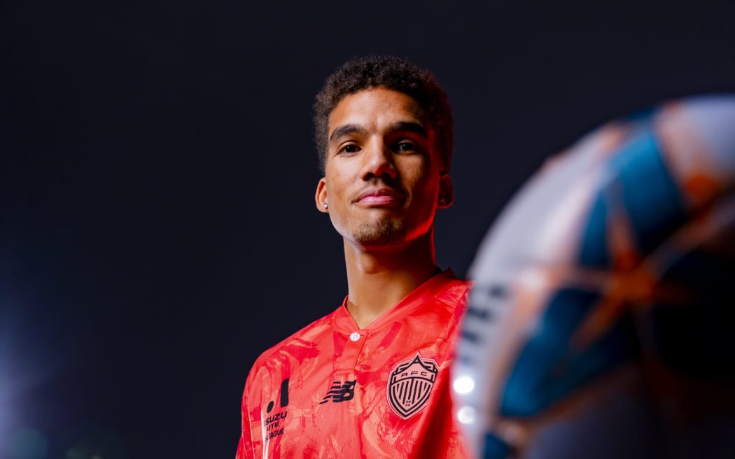 A-League shock as Alex Paulsen provisionally joins Auckland FC | RNZ News