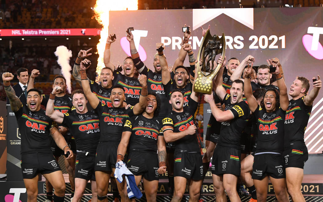 Panthers fight for place among league's greatest teams | RNZ News