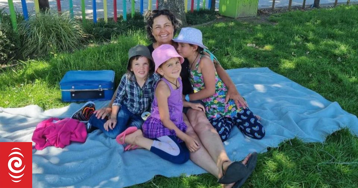 Mother of missing Marokopa children posts letter she says is from their ...