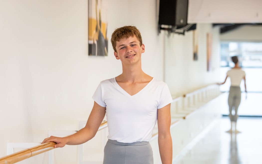 Champion swimmer Hamish Giddens poised to leap into the world of dance ...