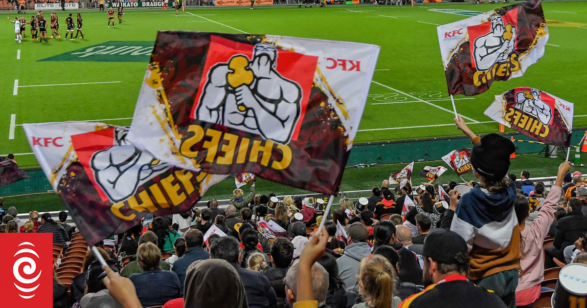 Chiefs make top spot | RNZ