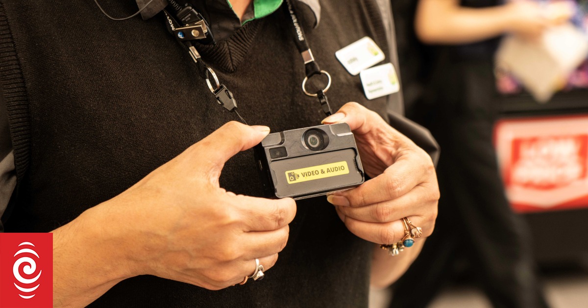Woolworths rolls out body cameras for staff as assaults increase | RNZ News