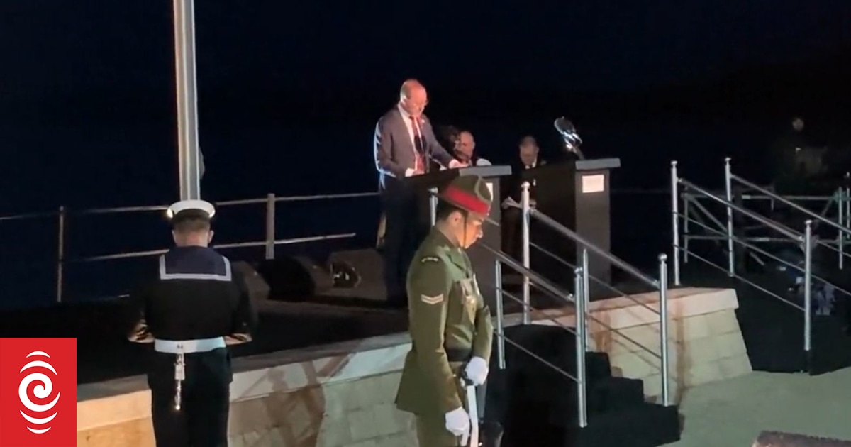 Defence Minister Andrew Little speaks at Anzac Cove | RNZ