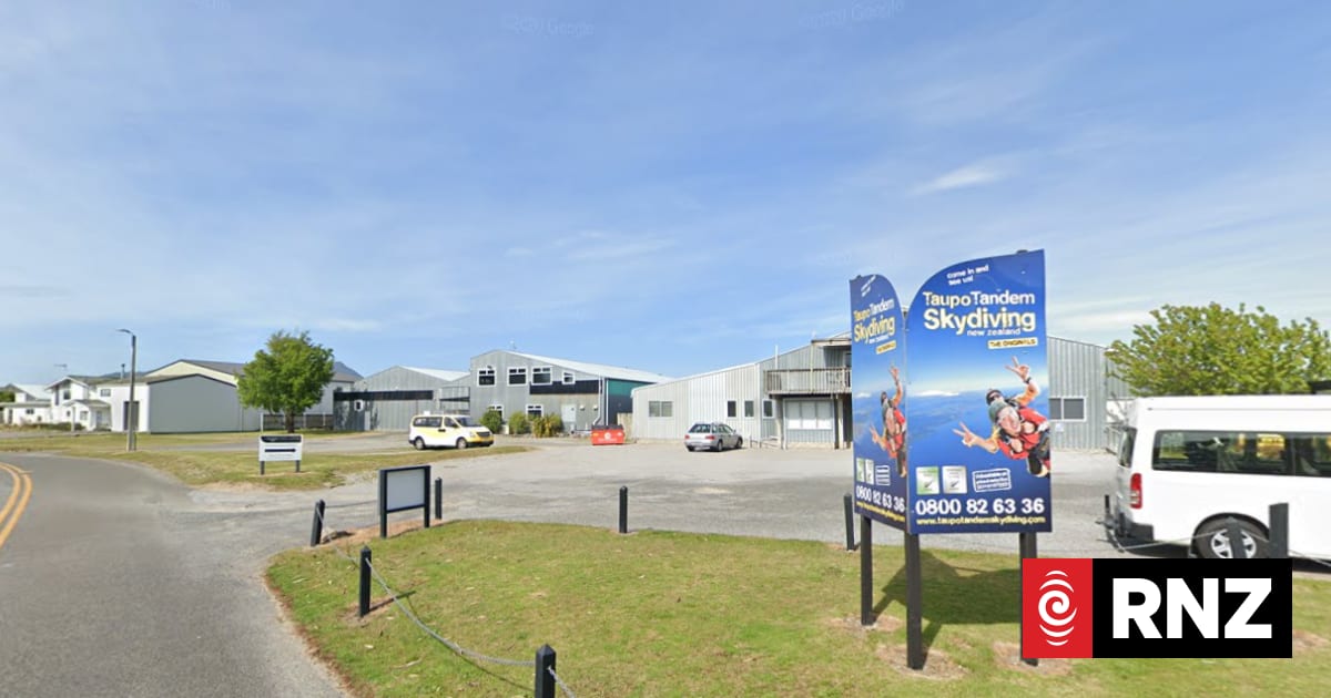 Taupō petrol station, KFC, and Subway visited by Covid-19 cases | RNZ