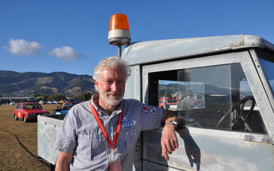 Vintage cars celebrated in Nelson festival | RNZ News