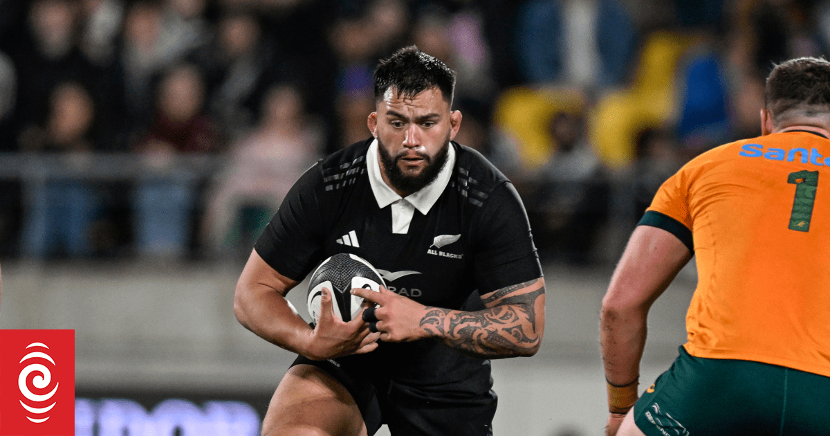 All Black and Black Fern forwards dominate award finalists | RNZ News