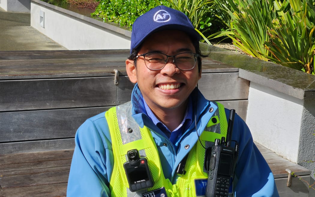 Auckland Transport welcomes new transport officers | RNZ News