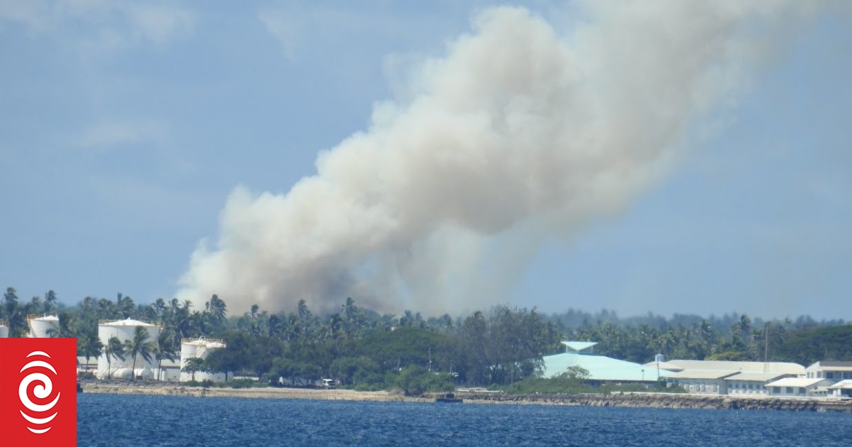 Fire at Tonga landfill causes environmental concerns | RNZ News