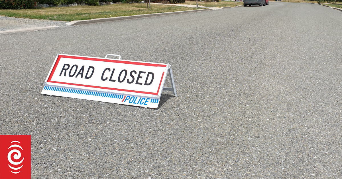 One person dead after crash closes road between Pahiatua and Palmerston ... One person dead after crash closes road between Pahiatua and Palmerston ...