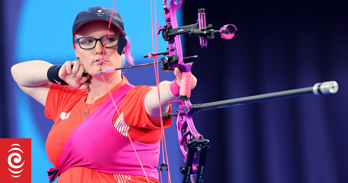 Britain's Jodie Grinham becomes first pregnant athlete to win ...