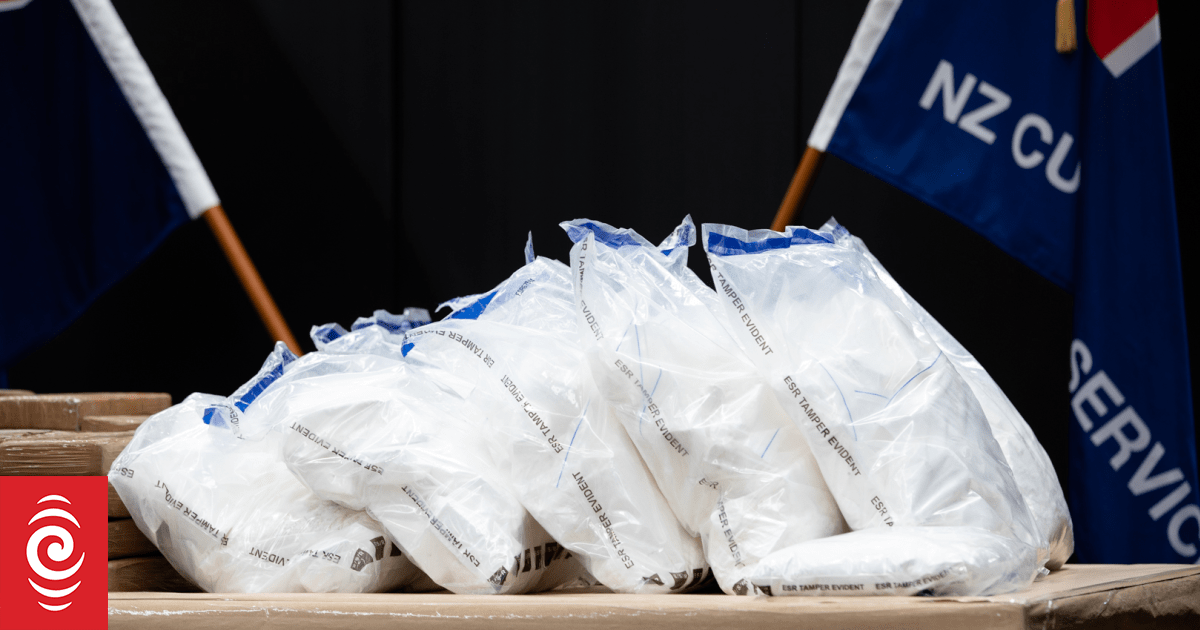 Warnings of 'serious harm' after heroin discovered in powder sold as ...