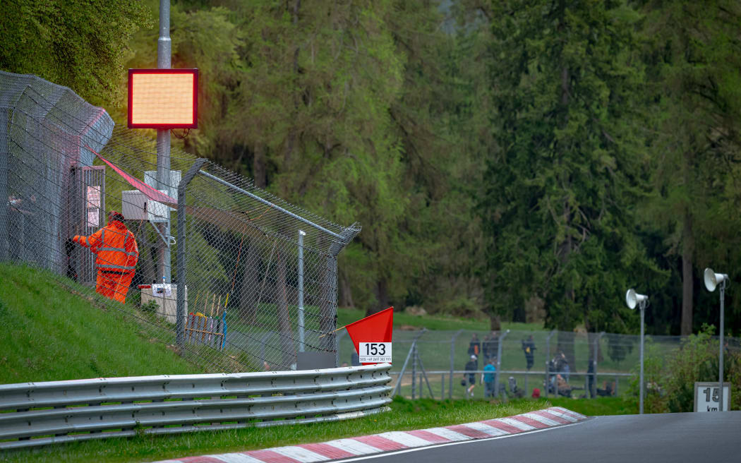 One driver dead, six injured in Nurburgring race crash | RNZ News