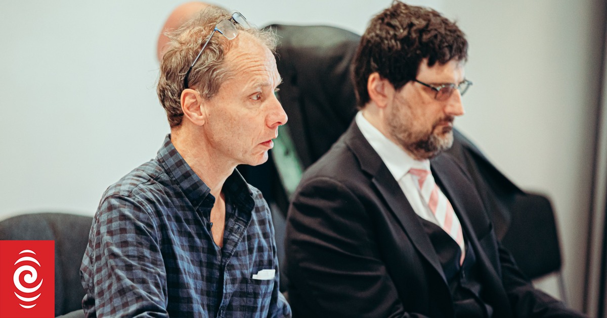 SIS apologises to Nicky Hager for unlawfully actions | RNZ