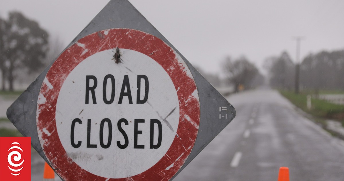Lewis Pass closed overnight due to risk of rockfall | RNZ News