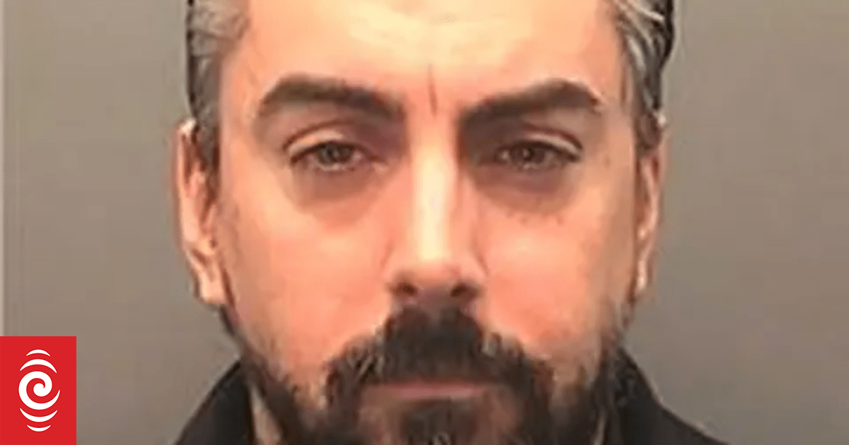 Lostprophets singer Ian Watkins killed in UK prison attack | RNZ News