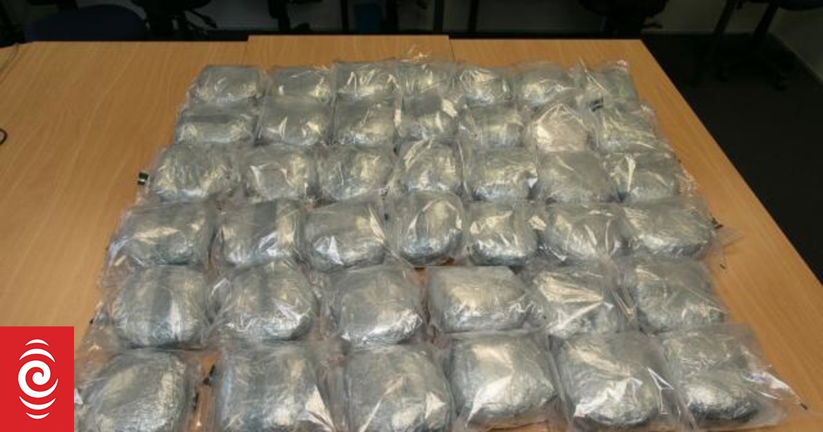 Two arrested after massive meth bust in South Island | RNZ News
