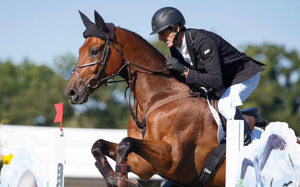 Sir Mark Todd banned for four months | RNZ News